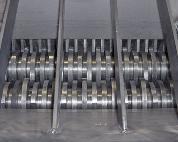Titan™ Shredders - Size Reduction Equipment for Bulk Materials - Munson ...